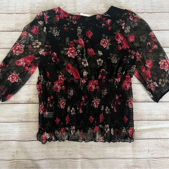 Tops | Roses Plus Size Top | Poshmark